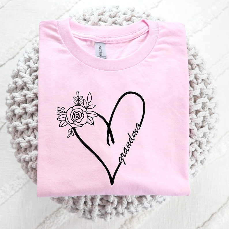 Personalized Mom Shirt Custom Text Heart Line Tee Your Name Heart Line ...