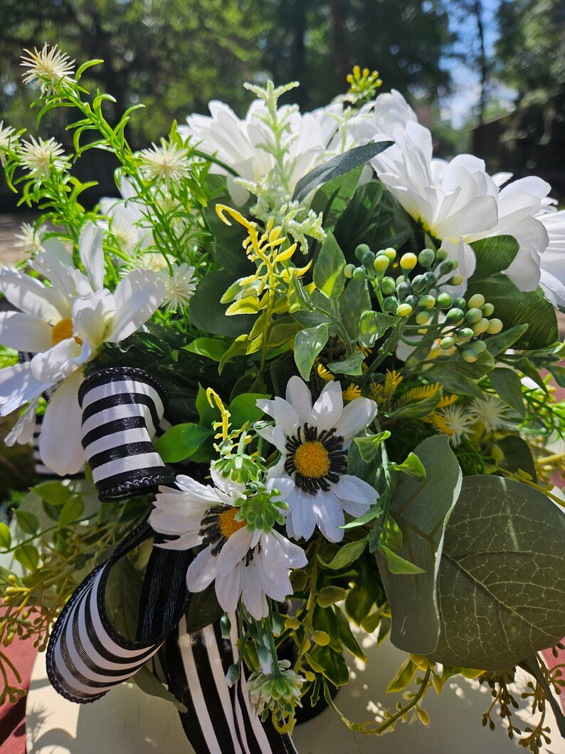 Daisy Centerpiece, Centerpiece, Everyday Decor, Daisy Table Decor ...