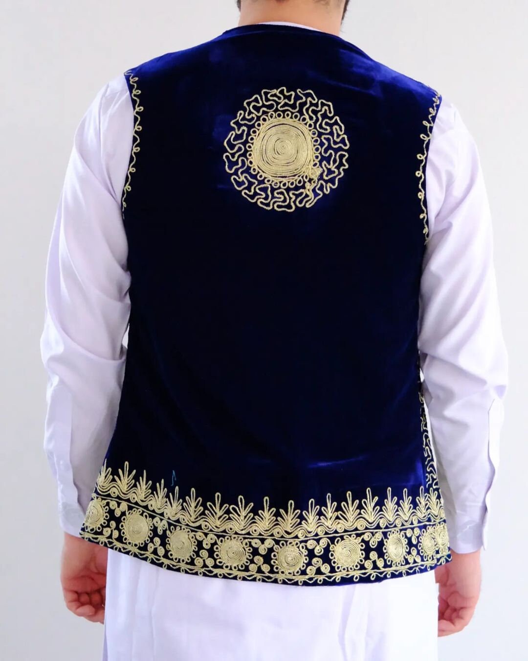 Afghan Family Full Set Afghan Traditional Kuchi Dress Afghan Men Suit ...