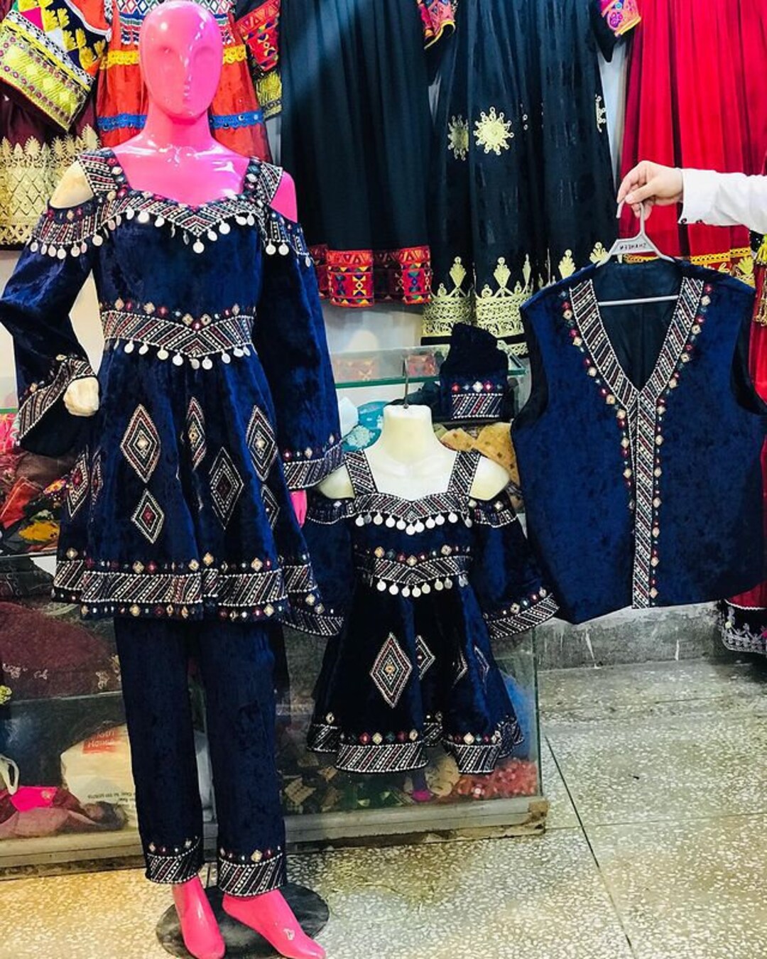 Afghan Dress for Afghan Vintage Traditional Kuchi Afghani Women Afghan ...