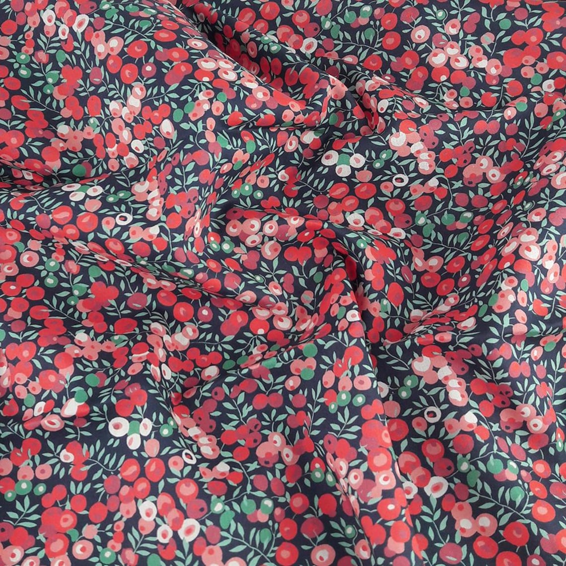 Liberty Fabric Pack ~ Holly Berry - Tana Lawn™ Quilting Cotton Charm ...