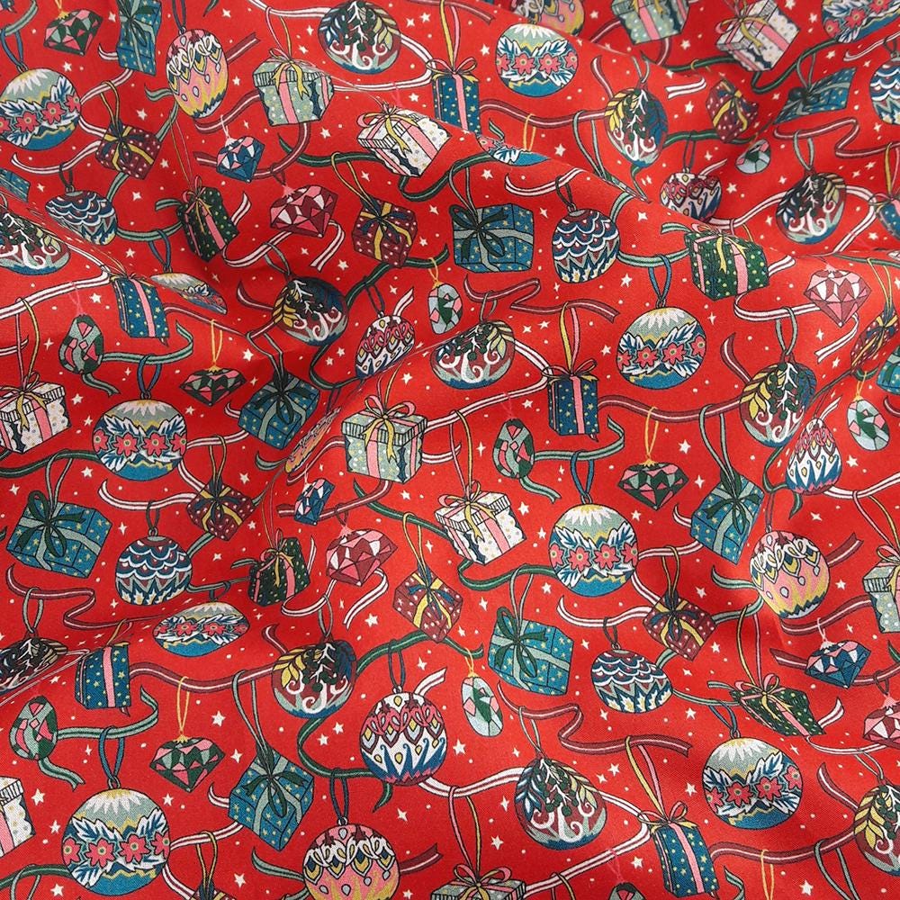 Liberty Fabric Pack ~ Holly Berry - Tana Lawn™ Quilting Cotton Charm ...