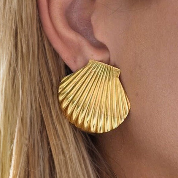 Gold Shell Earrings - Etsy