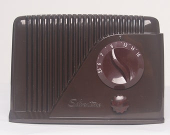 VRS0203 1946 Silvertone Radio Model 6050. Restored and Working FREE ...