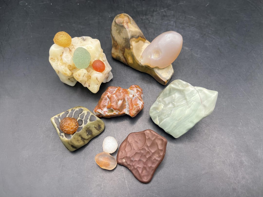 Thirteen Mixed Gobi Desert Stones Brown Red Green Yellow White Cream - Etsy