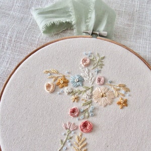 Hand Embroidery Pattern Floral Cross Christian Theme Wall Decor ...