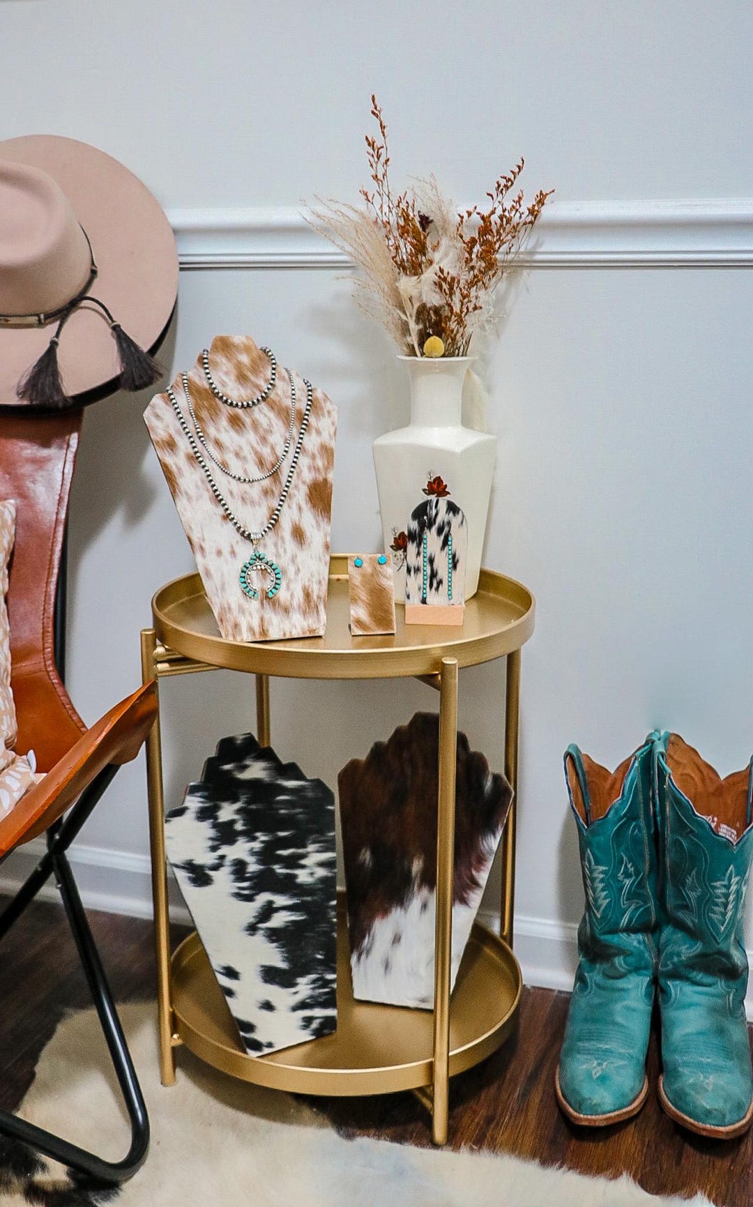 Handmade Cowhide Jewelry Display: Necklace Organizer - Etsy
