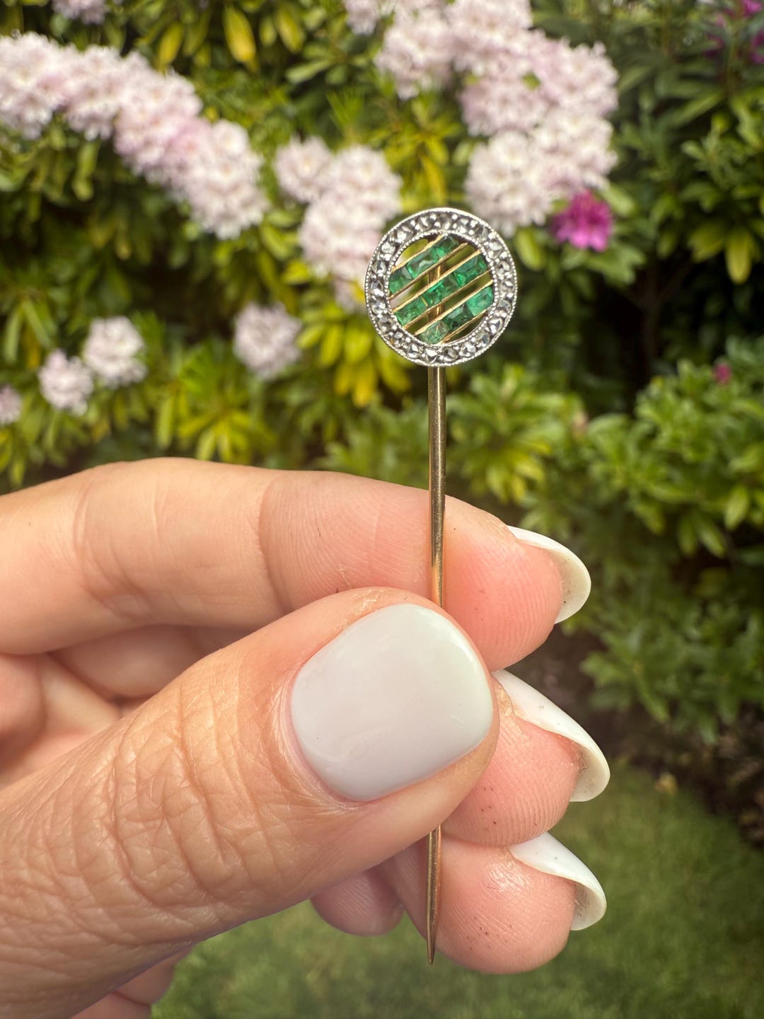 Antique Art Deco 18K Yellow Gold Platinum Diamond and Emerald Stick Pin ...