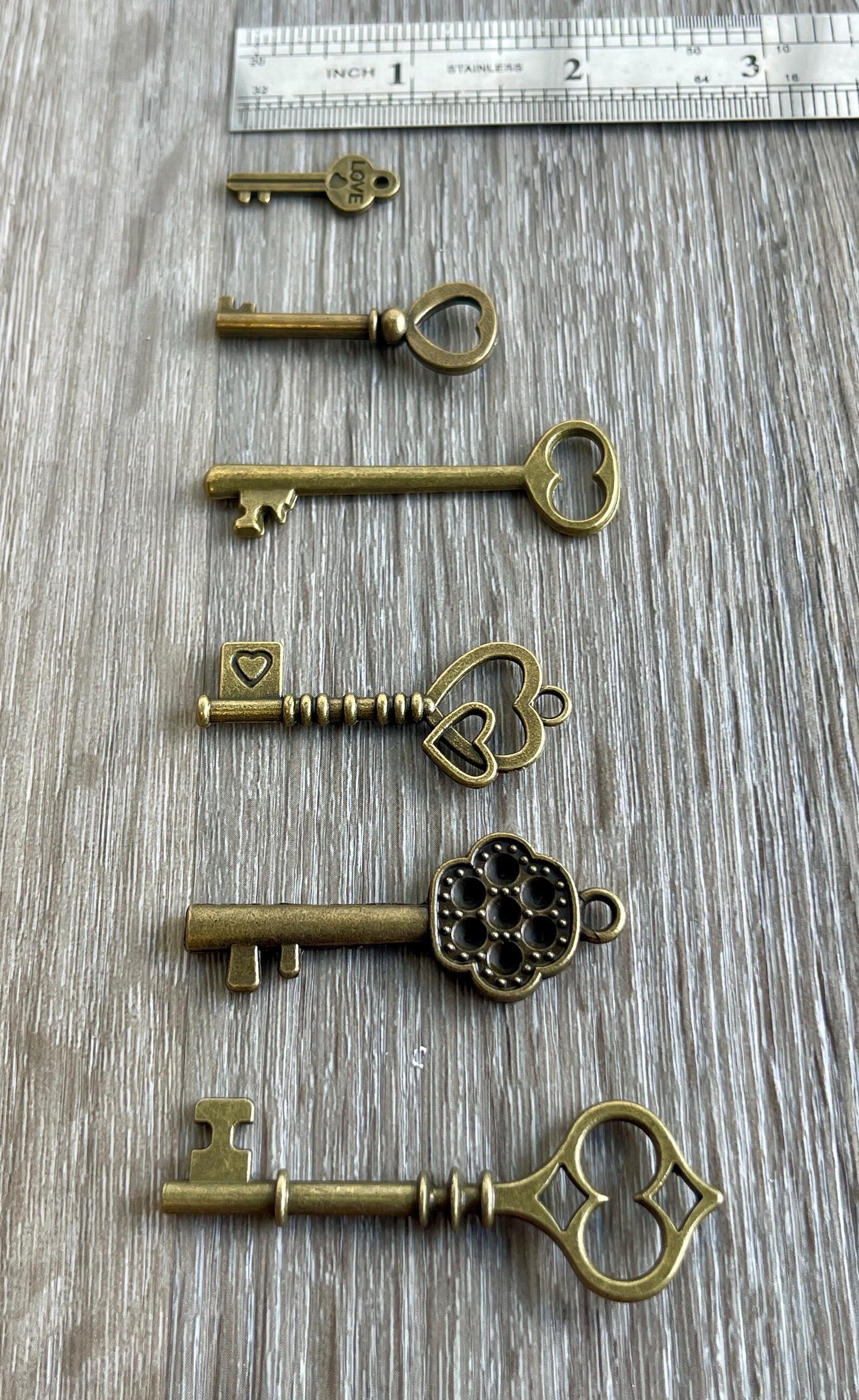 Decorative Keys - Antique Brass Skeleton Keys - Keys for Art Projects ...
