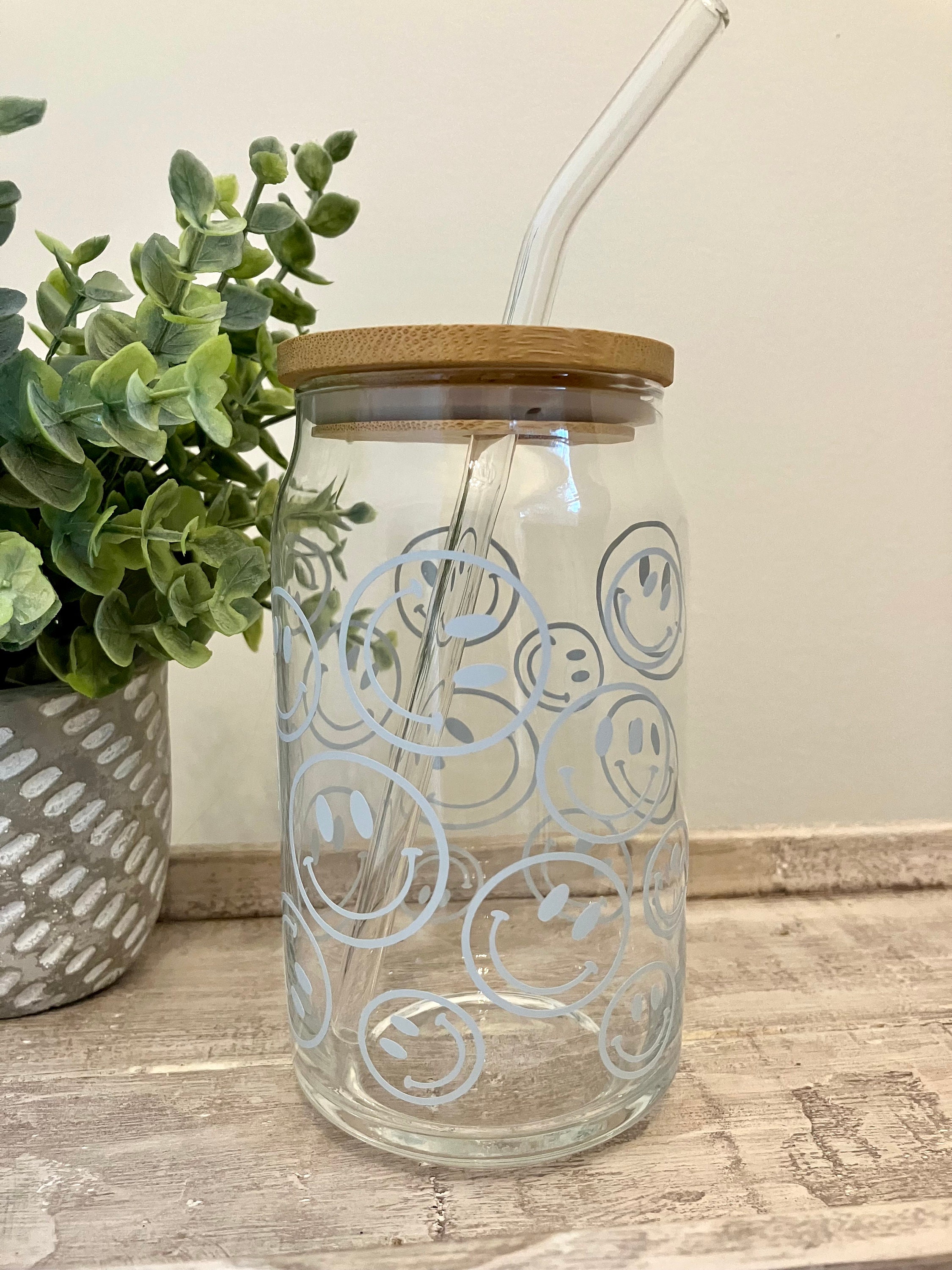 Smiley Face Personalized Libbey Glass With Straw and Lid - Libbey Glass ...