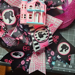 Barbie Wreath Custom Made to Order - Etsy