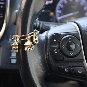 Make Ur Car Charm, Steering Wheel Chain, Car Hanging Deco, Car Ornament ...
