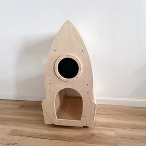 Personalized Rotating Rocket Kids Rack With Magnetic Drawing Board ...