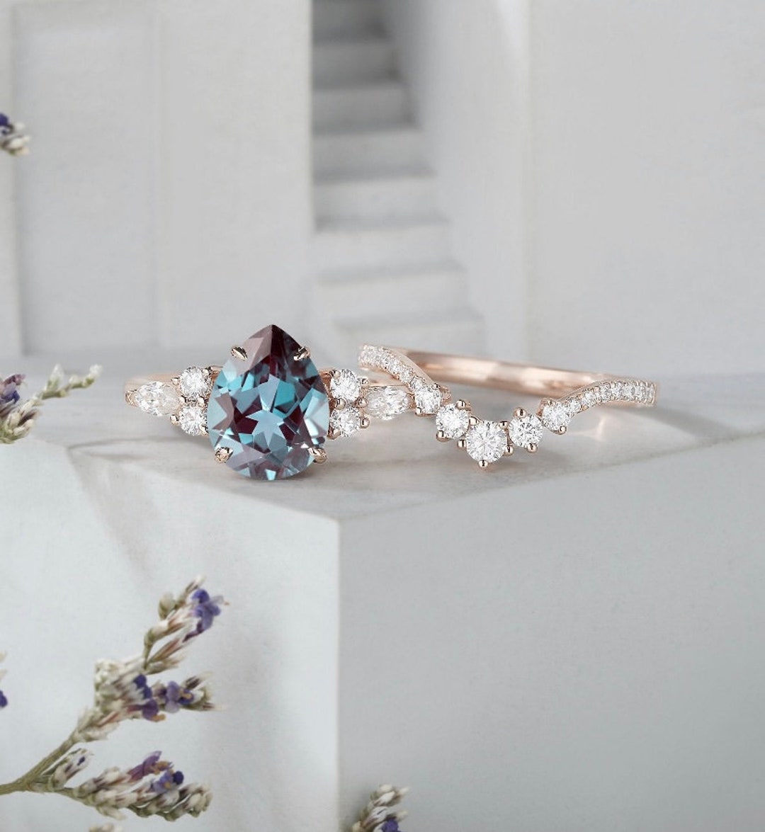 Vintage Pear Cut Alexandrite Ring Set Rose Gold Vintage Alexandrite ...