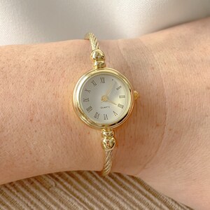 Adjustable Bracelet Watch, Women Watch, Stainless Steel Silver Watch ...