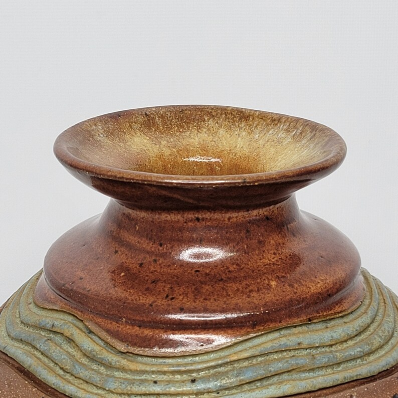 Vintage Dragonfly Art Pottery Pot Vase Signed Gayle John/ John Gayle ...