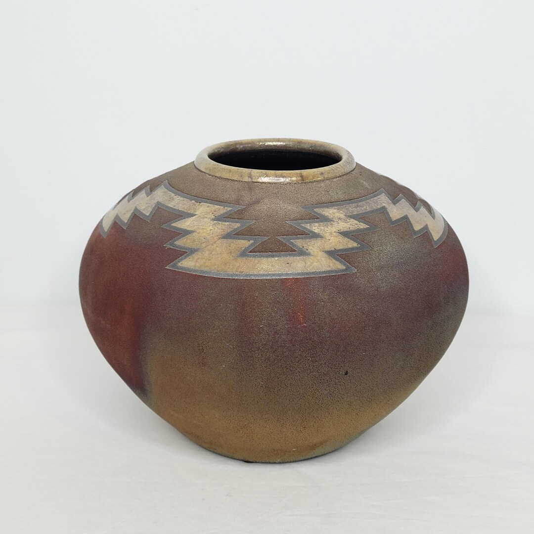 R. Kevin Kelley Studio Art Pottery Raku Iridescent Incised Ceramic Vase ...