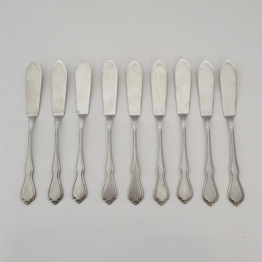 Set of 9 Oneida Trinity Stainless Burnished Handle Master Butter Knives ...