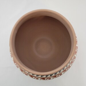 Native American Navajo Hand Painted Etched Art Pottery Pot Signed E ...