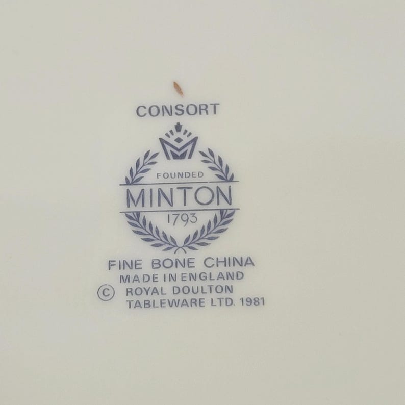 Vintage Minton Royal Doulton Consort Blue White Gold Floral 5 5 Cup Tea ...