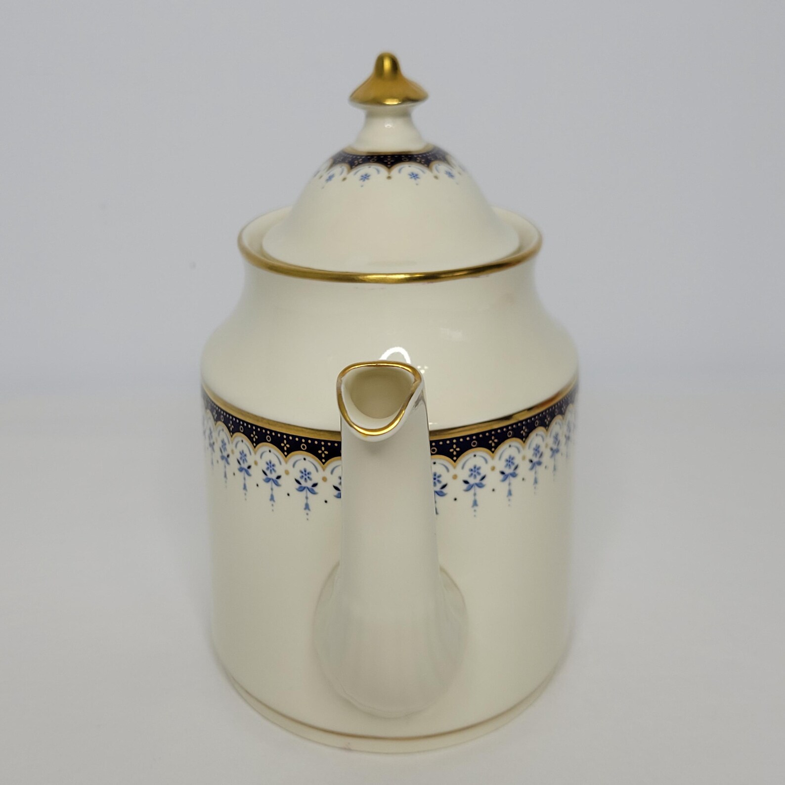 Vintage Minton Royal Doulton Consort Blue White Gold Floral 5" 5 Cup ...
