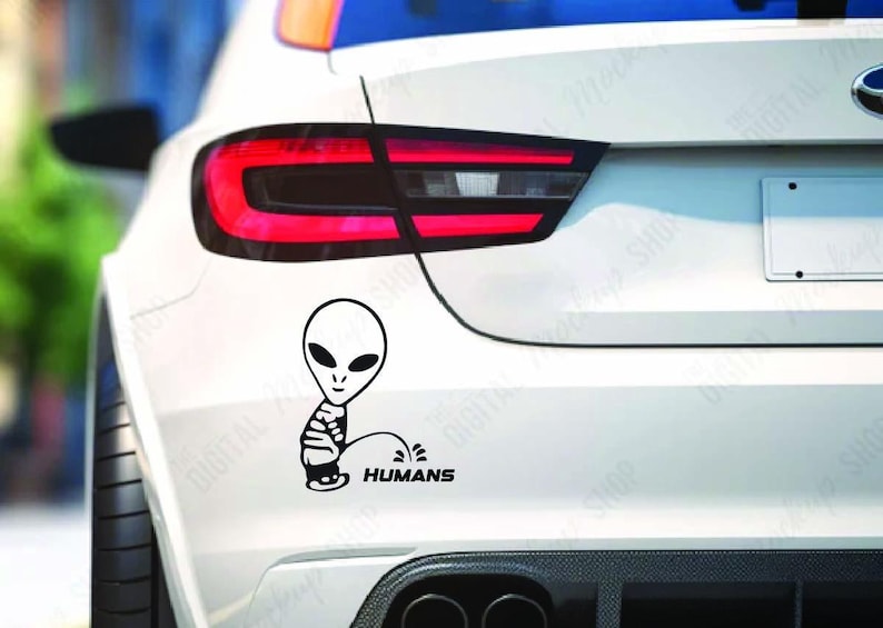 Calvin Peeing Decal - Etsy
