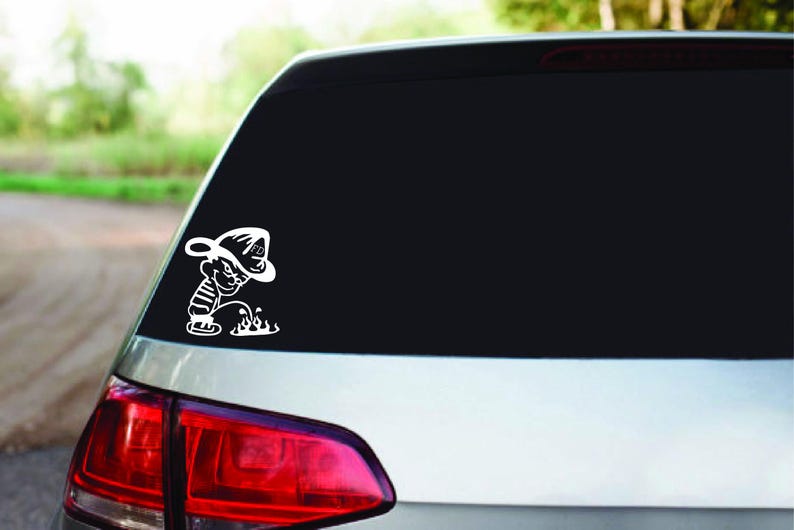 Calvin Peeing Vinyl Decal – Funny Car Window Sticker (oracal 7 Year ...