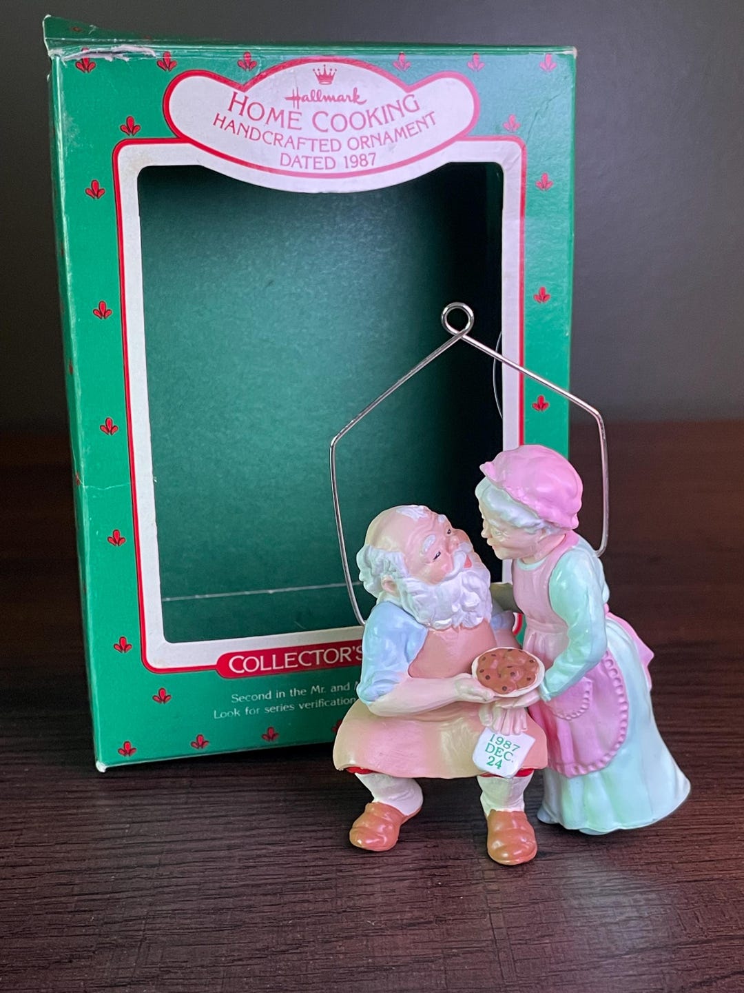 Vintage 1998 Hallmark Cooking Series Christmas Ornament Santa and Mrs ...