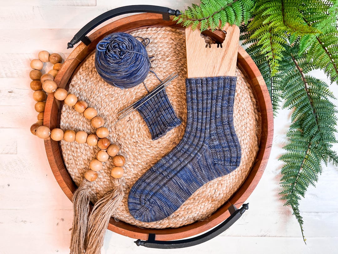 KNITTING PATTERN / Skyline Ribbed Knit Socks Pattern / Cuff Down DK ...