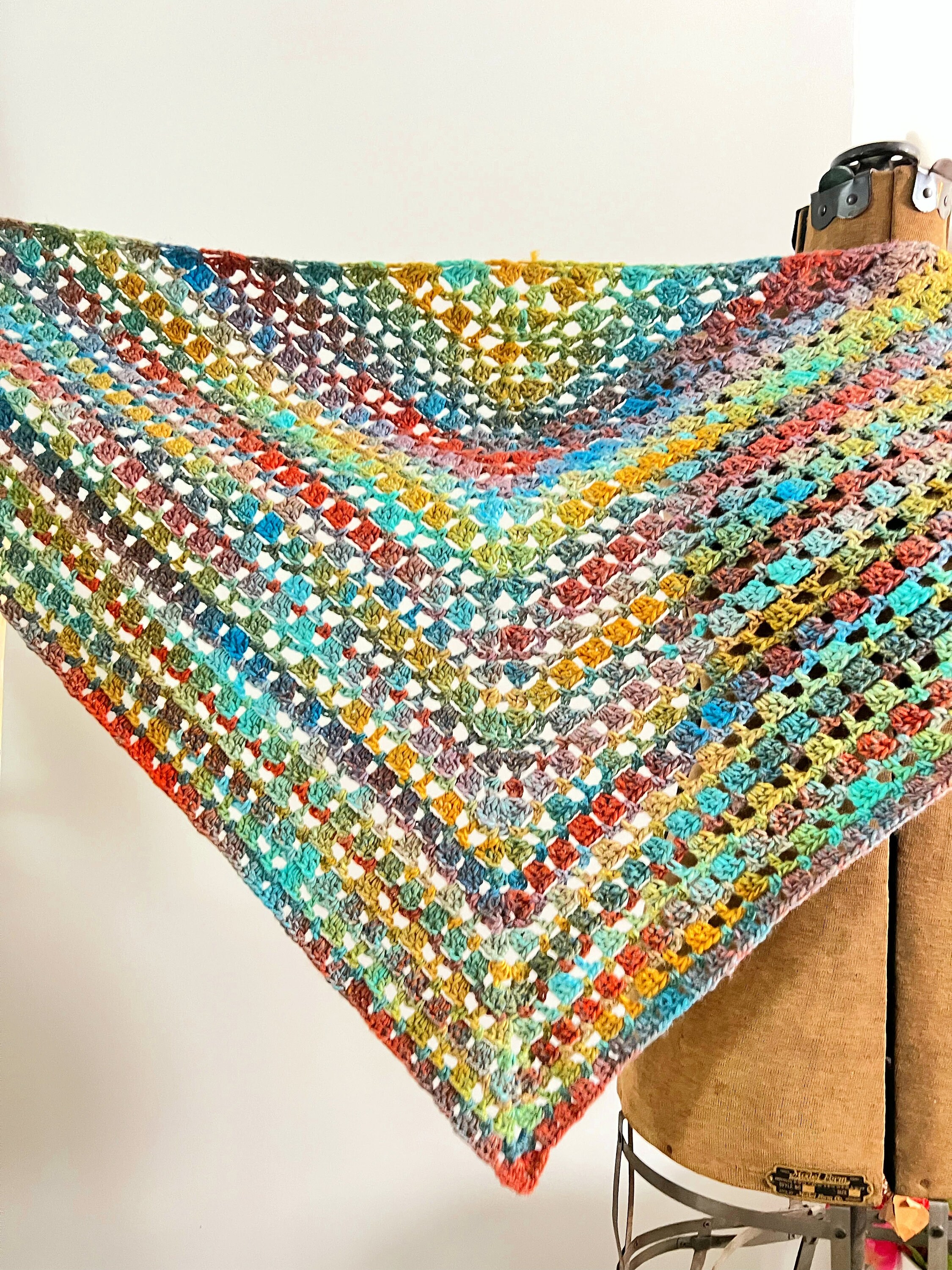 CROCHET PATTERN / Top Down Crochet Shawl / Crochet Granny Stitch ...