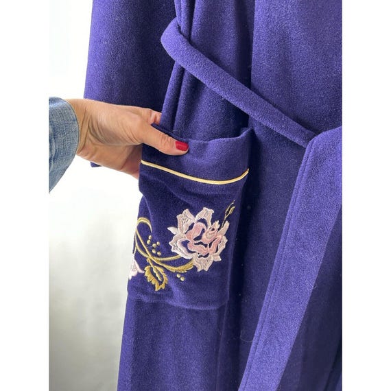 80s Vanity Fair Floral Embroidered Fleece Bath Robe S… - Gem