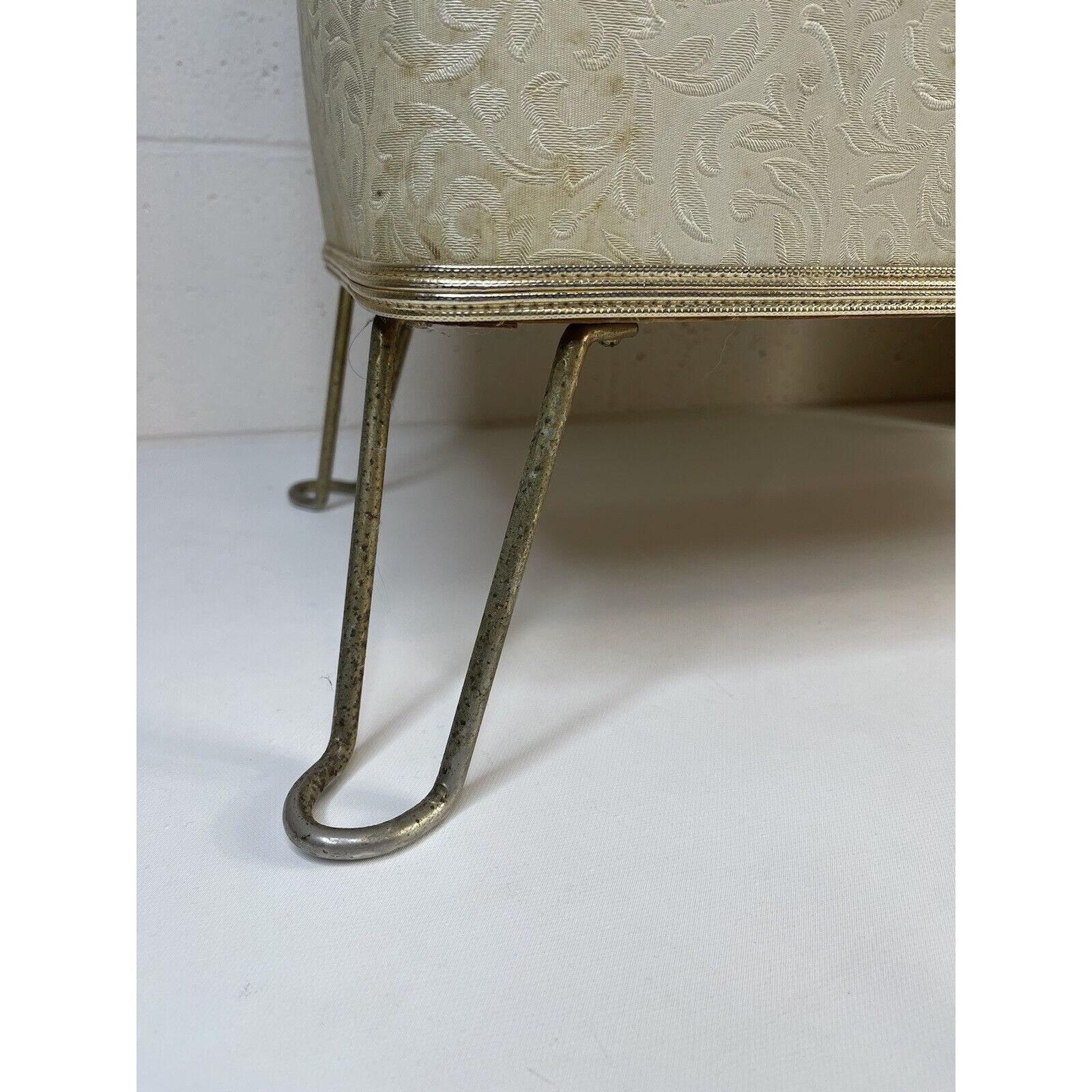 1950s Atomic Hairpin Leg Quilted Starburst Laundry Hamper Basket Ivory ...