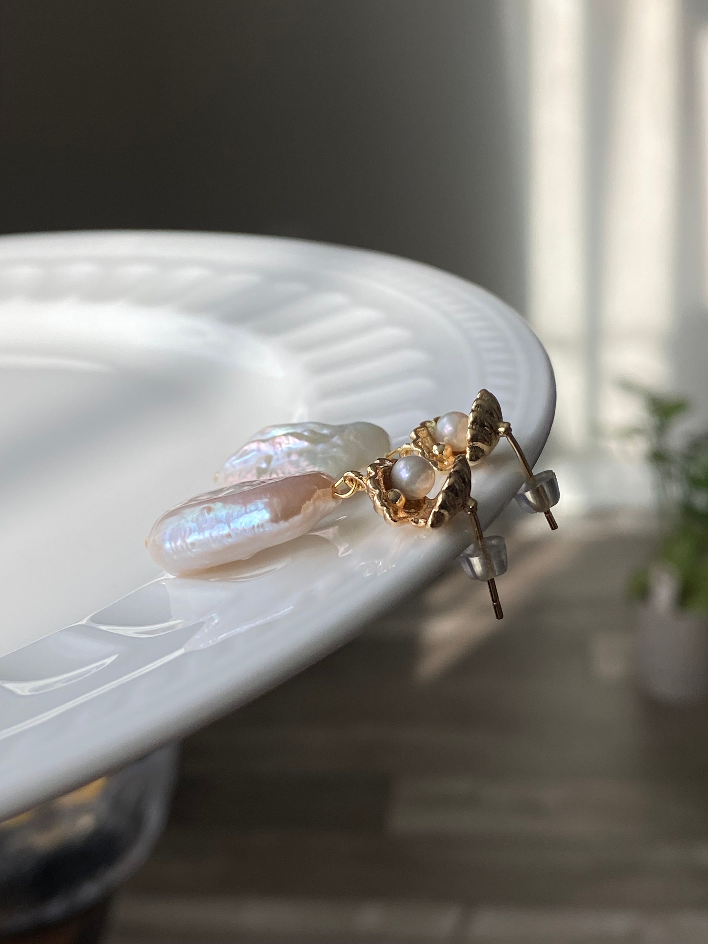 Akoya Grey Pearl in Golden Shell Earrings Rectangular Baroque Pearl ...