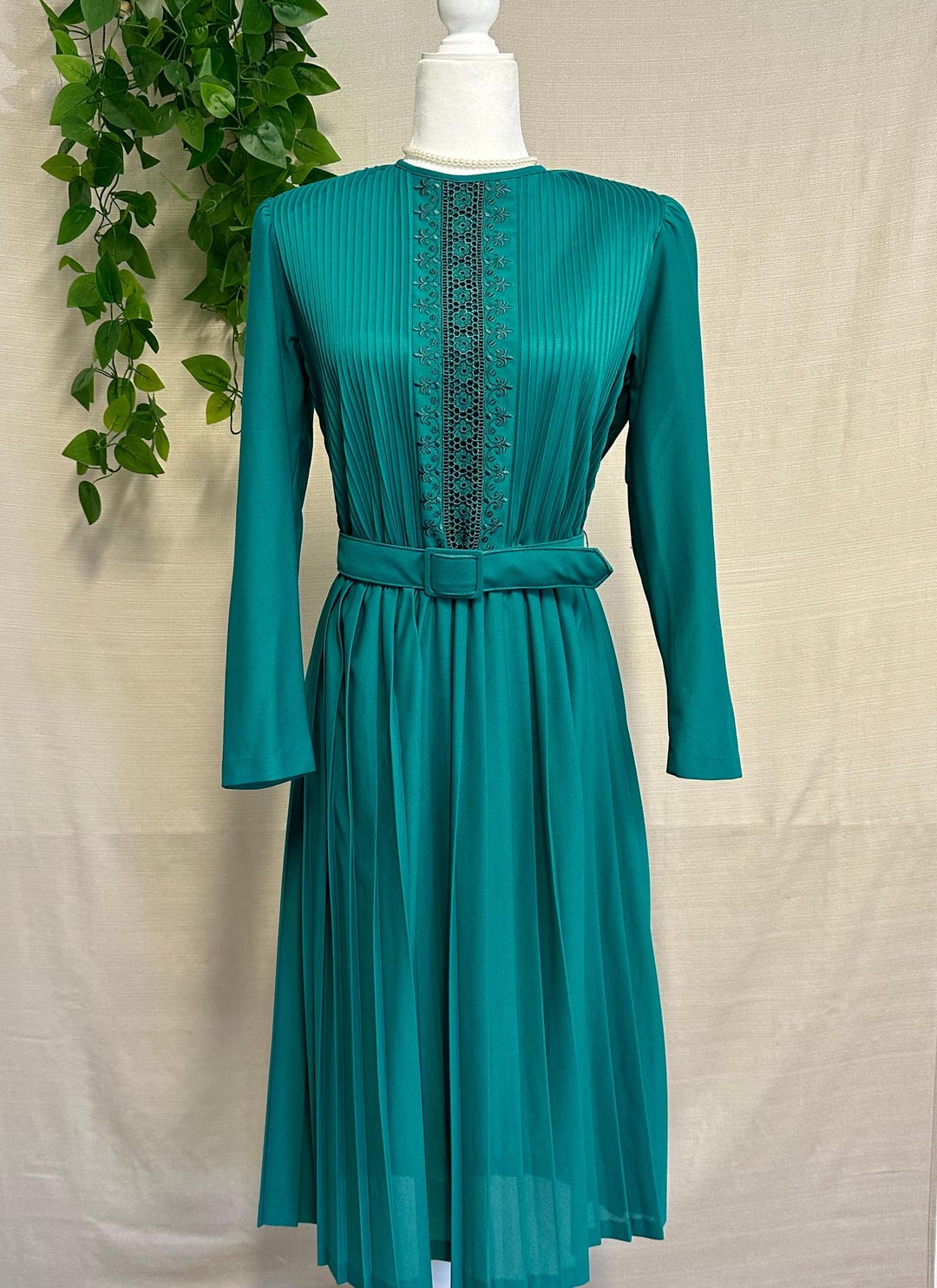 1970s Jennifer Gee Green Pleated Dress, Vintage Size L - Etsy