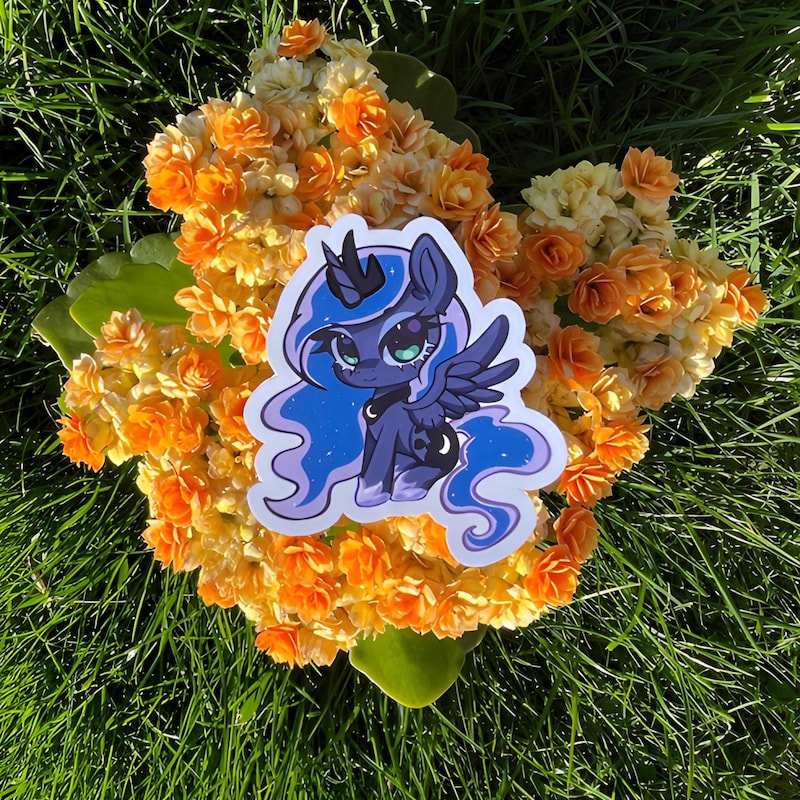 Princess Luna - Etsy