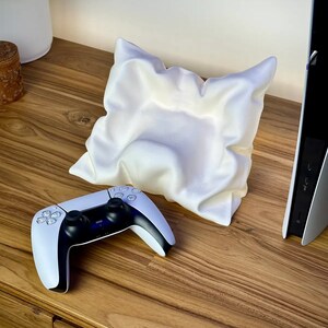 3D Printed Playstation 5 Controller Stand Pillow Design, Unique Gamer ...