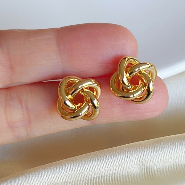 Classic Earrings - Etsy