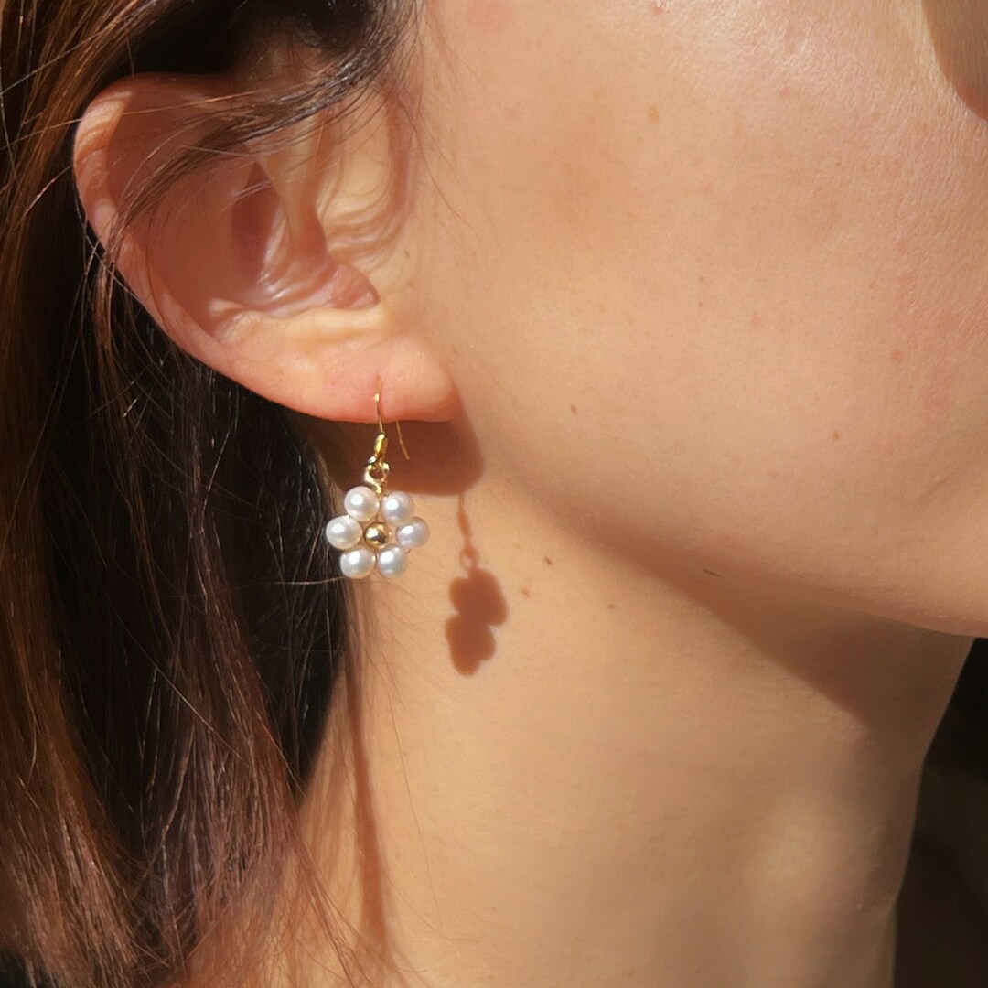 Dainty Daisy Pearl Earrings, Natural Freshwater Pearl Earrings, Daisy ...