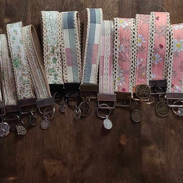 Lace Keychain - Etsy