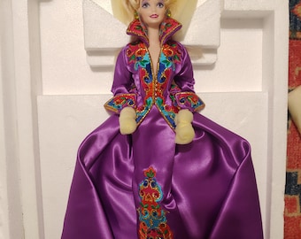 VINTAGE ROYAL SPLENDOR the Presidential Porcelain Barbie Rare - Etsy