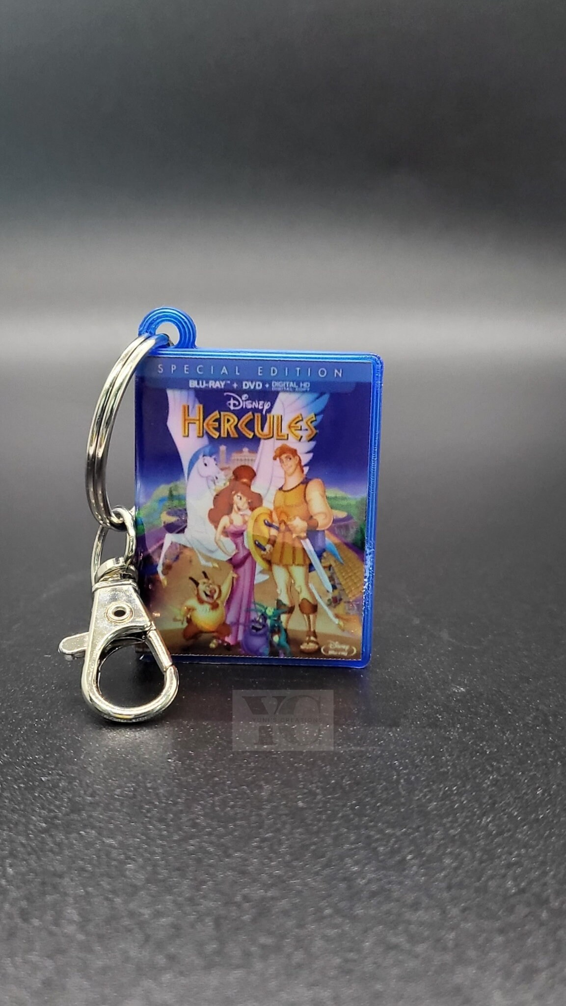 Disney Movie Miniature CD Box Keychain Winnie the Pooh, Hocus Pocus ...