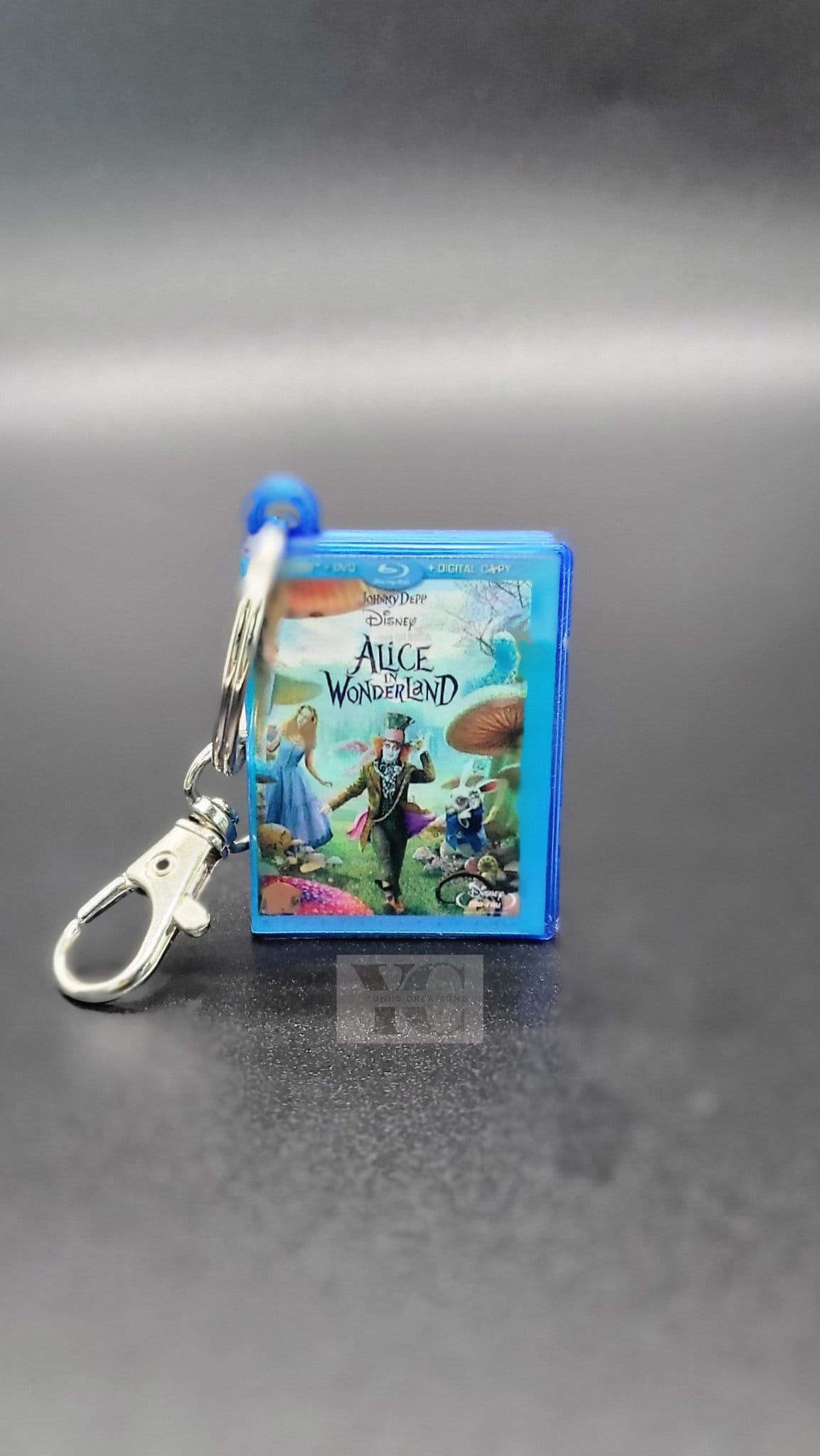 Disney Movie Miniature CD Box Keychain Winnie the Pooh, Hocus Pocus ...