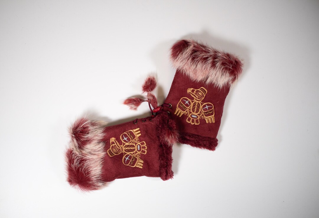 First Nations 'power Eagle' by Gene Suyu Fingerless Texting Gloves ...