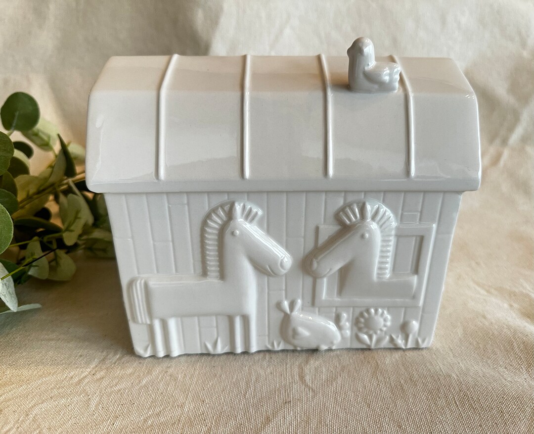 Hallmark White Farmhouse Animals Coin Bank { Nursery Gift { Horses ...
