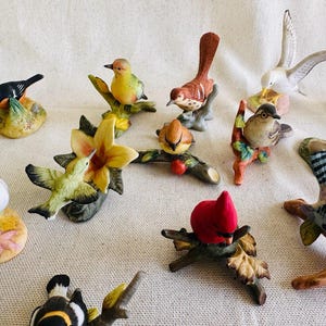 Vintage Collection of Song Bird Ornaments and Royal Cornwall Porcelain ...