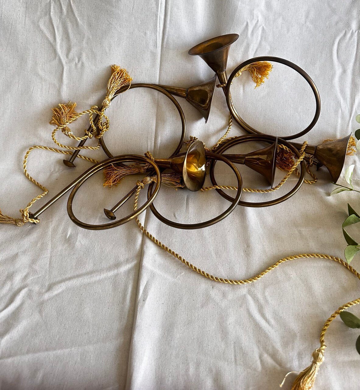 Lot of Brass Fox Hunting Horns Gold Ribbon Brass French Horn Lot for ...
