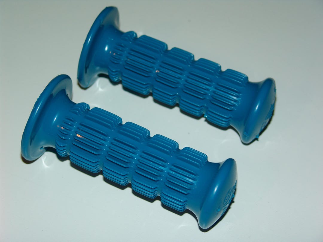 Atari Paperboy Handlebar Controller Baby Blue Grips Arcade Game ...