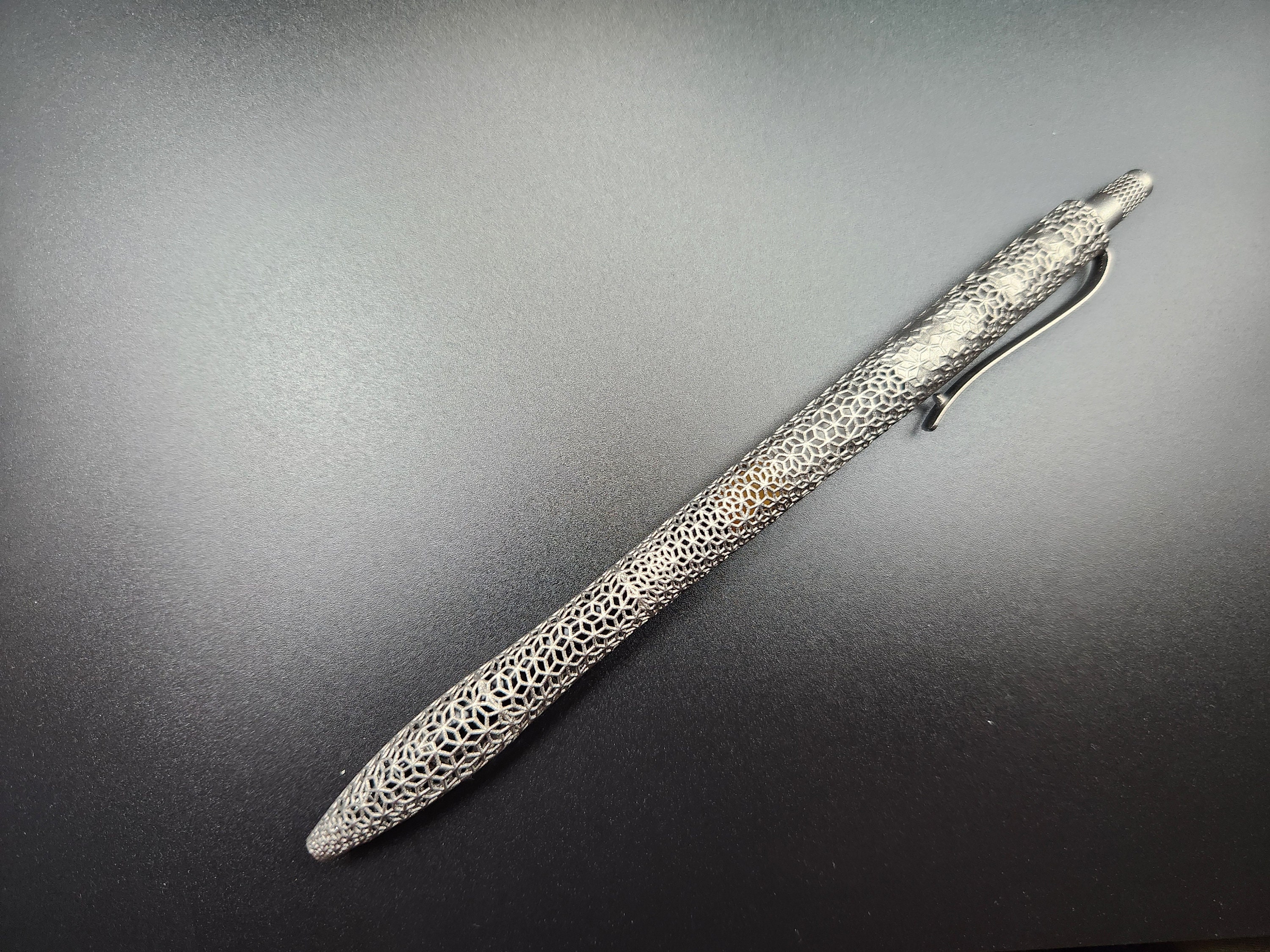 The Aether Titanium 3D Printed Lattice Click Pen - Etsy