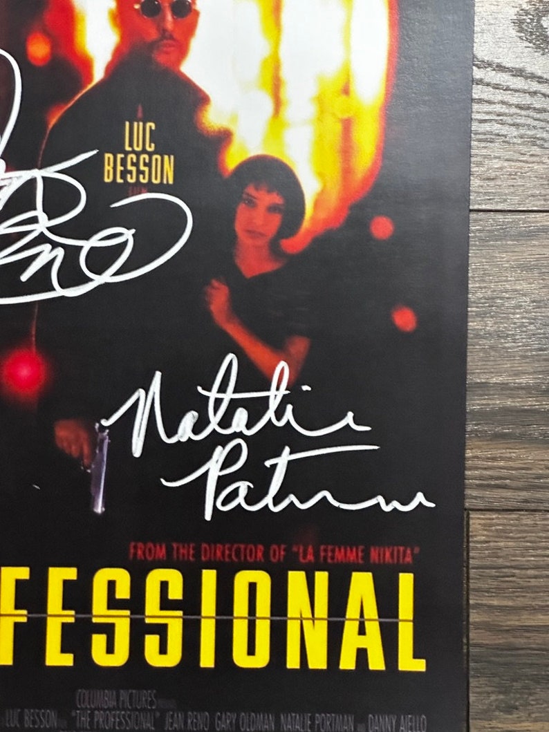 THE PROFESSIONAL, Signed Movie Poster, Jean Reno and Natalie Portman ...