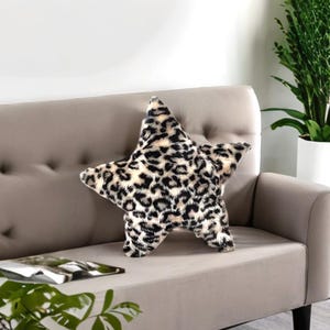 Cozy Cheetah Faux Fur Star Shaped Decorative Pillow-home Decor ...
